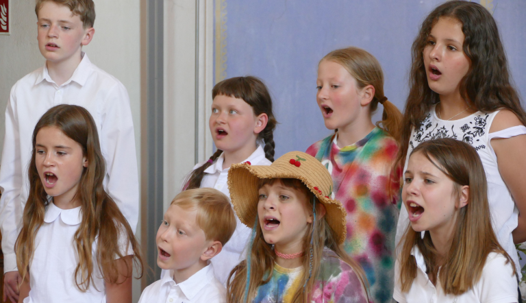 275 | Gemeinsames Konzert des Kinderchores La Corista und des Orchesters STRINGendo in der ...